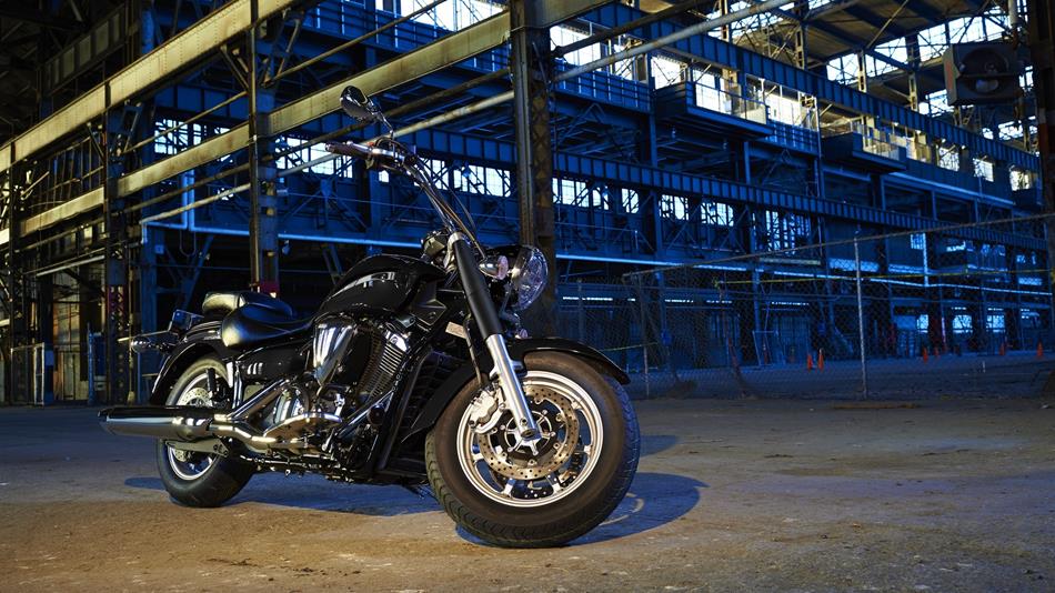 Yamaha XVS1300A MIDNIGHT STAR: Zdjęcia, Opis, Cena, Dane techniczne ...