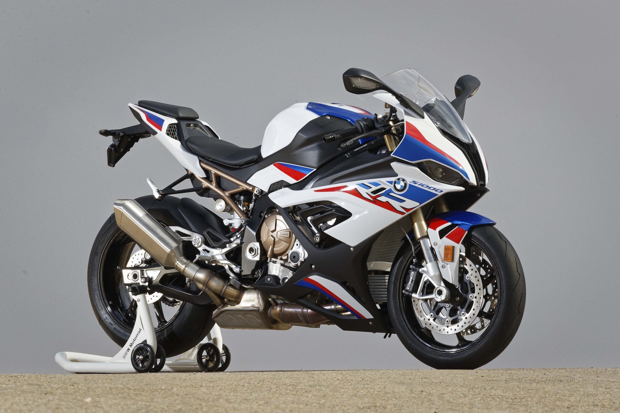 Opony Bridgestone Battlax Hypersport S21 w nowym BMW S1000RR | Jednoślad.pl