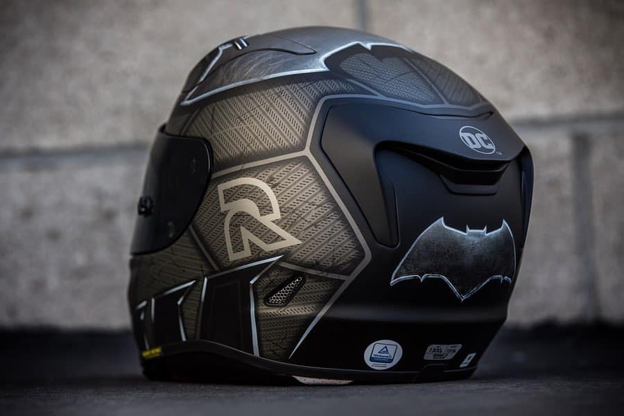 Kask Batmana: nowy HJC RPHA-11 Batman | Jednoślad.pl