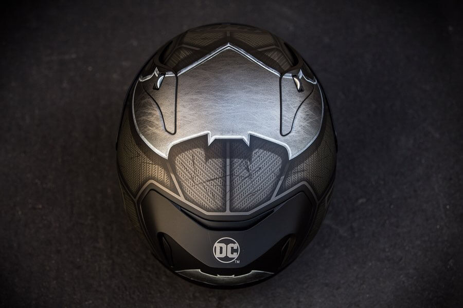 Kask Batmana: nowy HJC RPHA-11 Batman | Jednoślad.pl