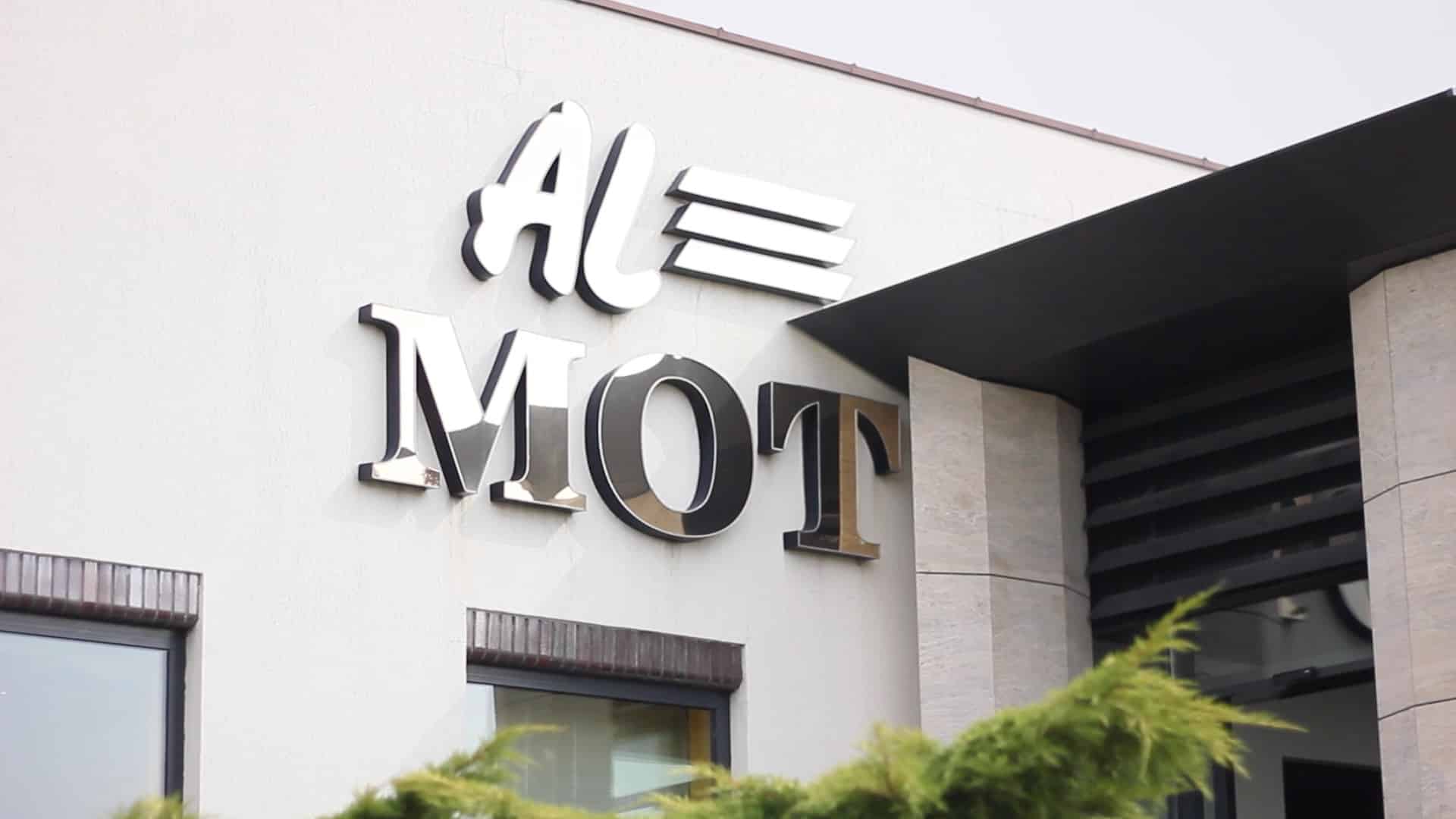 Almot: Nieliczny polski producent części motocyklowych. Poznaj historię ...