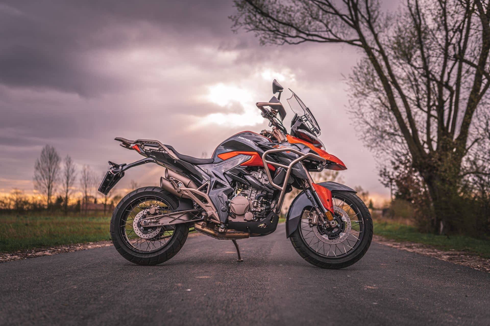 Zontes 310T Euro5 2021: chiński motocykl turystyczny na prawo jazdy A2 ...