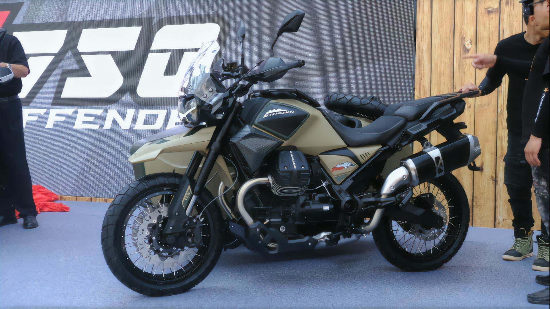 Changjiang V750 Defender, czyli Moto Guzzi V85TT w chińskim wydaniu ...